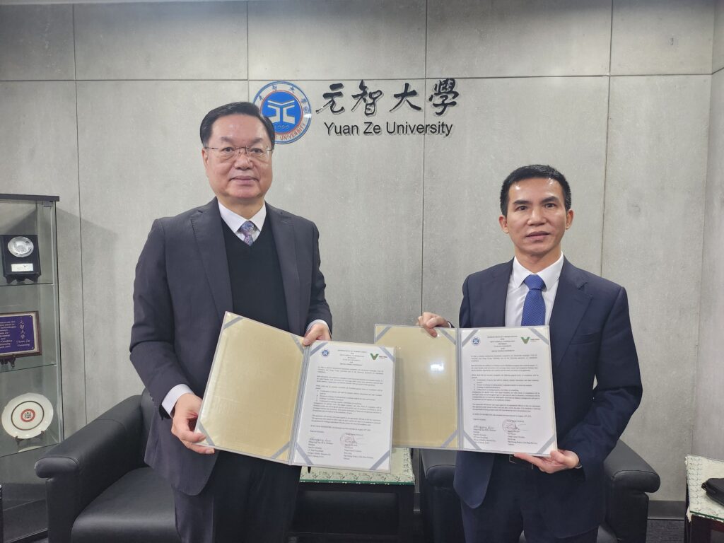 What is an Applied University?